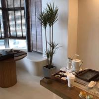 China Smooth Lime Concrete Micro Cement Wall Paint 20 Year Shelf Life for Existing Finishes for sale