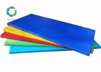 China 610gsm Waterproof Workout Mat , 100N Adhesion 100d Gym Mat Fabric Synthetic Leather for sale
