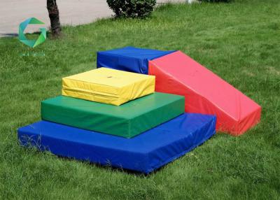 China 500d Tear Resistant PVC Gym Mat Vinyl Waterproof Synthetic Leather 18oz Anti UV for sale