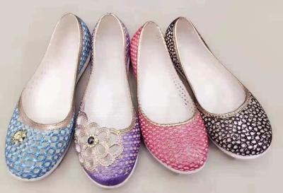 China All Season Shoe Making Components PVC Slipper Outsole And Outsole Mould for sale