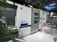 China SMTCL Vertical 5 Axis Machining Center VMU63P Five Axis Linkage High Performance Vertical Machining Center for sale