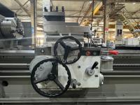 China SMTCL Heavy Metal Turning Lathe CW6163B Metal Cutting Machine High Precision Horizontal Manual Lathe for sale