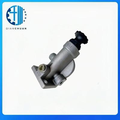 China 6271-71-6110 Fuel Filter Head SAA4D95LE Engine for Komatsu D31EX-22 D37PX-22 PC130-8 PC60-8 Construction Machinery for sale