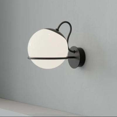 China Modern Tabletop and Bedside 238/1 Wall Lamp in Metal with Sleek Finished for Indoor Lighting Bedroom Home Decoration for sale