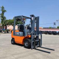 China 4500mm Container Mast 1.5 T Diesel Counterbalance Cabin Air Conditioner for sale