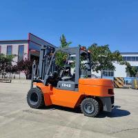 China Orange 4 Ton Diesel Forklift Duplex Mast 4m Double Front Tires Counterbalance for sale