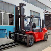 China 7000kgs FD70 7 Ton Diesel Powered Forklift With Triplex Mast And Fork Positioner for sale