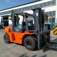 China 7000kgs FD70 7 Ton Diesel Powered Forklift With Triplex Mast And Fork Positioner for sale