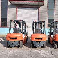 China Triplex Mast Gasoline Powered Forklift 2500kgs CPCD25 Forklift Counterbalance for sale