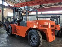 China XICHAI 6110 Diesel Engine Forklift 6 Cylinders 10000kg FD100 Diesel Lift Truck for sale