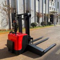 China Standing Electric Straddle Stacker Warehouse Counterbalance Pallet Stacker 2Ton for sale