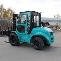 China 3000kgs 4 Wheel Drive All Terrain Forklift Chinese Engine for sale