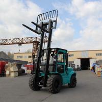 China 4000kgs Rough Terrain Forklift  Truck Chinese Engine  4 Wheel Drive for sale