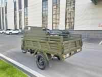 China Gasoline 150cc Air-Cooled Cargo Tricycle, Wuyang Classic Style, 1.8m Cargo Box, Inner-Floating Small Booster Rear Axle, with 800kg Load Capacity for sale