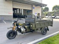 China Gasoline 150cc Air-Cooled Cargo Tricycle, Wuyang Classic Style, 1.8m Cargo Box, Inner-Floating Small Booster Rear Axle, with 800kg Load Capacity for sale