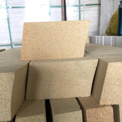 China High Alumina Insulating Bricks Thermal Insulation Bricks for Insulation of Kiln for sale