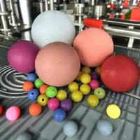 China Wear-resistant Solid Wood Door Industrial High Elasticity Bouncing Silicone Ball for Clearing Mesh on Vibrating Screen for sale