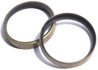 China NBR Truck Oil Seals For Gearbox Truck Wheel Parts -35~+300℃ Working Temperature for sale