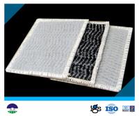 China Geosynthetic Clay Liner GCL with ≥4000g/m² Mass Area and ≥600% Tensile Strength for Landfill Waterproofing for sale