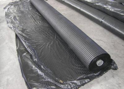China Black Runway Fiberglass Geogrid 30kN/m Tensile Strength for Asphalt Wall and Road Reinforcement for sale
