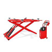 China Hydraulic Scissor Auto Car Lift Electric Control 2700kg CE Approved for sale