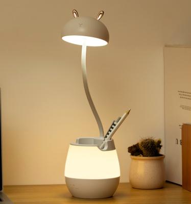 China 2W LED Touch Desk Lamp with Pen Holder for Bedroom Office Study for sale