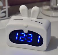 China Sound Control Bunny Alarm Clock Portable Travel 10.3x4.7x9.9cm USB Powered for sale