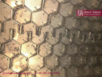 China SIS2337 Hexmetal Lance Style 1 inch x 14 Gauge 2 inch Hexagonal Hole for Refractory Linings for sale