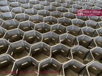 China 14 Gauge Low Carbon Mild Steel Hexmetal 60mm Depth 1-7/8 Hexagonal Hole for sale