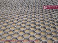 China Hexmesh for Refractory Linings 1m x 2m 30pcs per Pallet China Supplier for sale