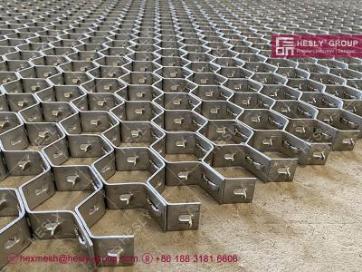 China 1.4835 Hexmetal Refractory Lining 20x1.5mm Strips 3/4in Thickness 2in Hole Hesly Brand China Exporter for sale