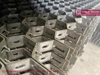 China HESLY Refractory Hex Mesh Lining Holders 304H Stainless Steel 3/4x14ga Strips for Power Plants for sale