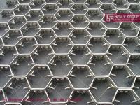 China Stainless Steel 310S Hexmetal Refractory Armour Lining 2.0x30x50mm Hesly Brand for sale