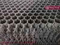 China 310S Stainless Steel Hex Steel Mesh Grid 50mm Thickness 1000x1000mm for Refractory Lining for sale