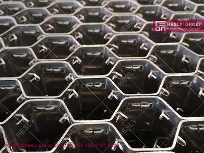 China SS316 Primer Coated Hexsteel Mesh for Refractory Lining 1.5mm x 20mm x 50mm for sale