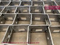 China Flexible Metal Mesh Refractory Lining 14ga Thickness 1in Deep 1000x1000mm HESLY Brand for sale