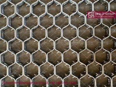 China SS410S Hexagonal Mesh for Refractory Lining 25mm Deep 3mm Thickness 3x8ft Sheet for sale