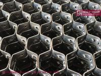 China Hesley Hex Mesh for Flue Ducts 19mm Depth 14ga Thickness 2in Hexagonal Hole 1m x 1m for sale