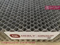 China Stainless Steel 304 Hex Mesh 2.0mm Strips Offset Lances 3ft x 8ft for Refractory Lining for sale