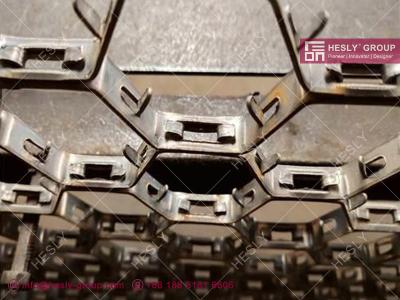 China Low Carbon Mild Steel Hexmetal 1.5mmx15mmx50mm for Refractory Lining 1000x1000mm for sale