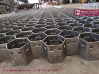 China AISI310S Hexmetal Refractory Lining 36x120 Inch Sheet 50mm Depth 2.0mm Thickness for sale