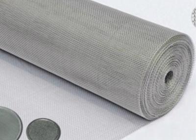 China 15x11 Pet Proof Window Screen Mesh Roll - 340g/m² Heavy Duty Anti-Claw Material in 30-96