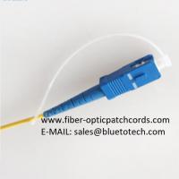 China SC LC With Tail Fiber Optic Dust Caps SC 2.5mm LC 1.25mm With Lanyard Dust Caps for sale