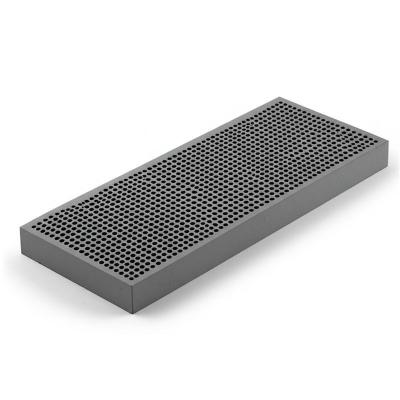 China Thermal Expansion Coefficient 8.3 × 10 -6/C and Alumina Ceramic with Various Sizes for sale