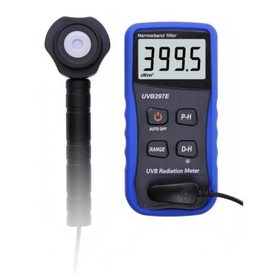China UVB297E UVB Radiation Meter with 275nm~325nm Wavelength Range Enhanced Photodiode and Dual-Joint Telescopic Handle for sale