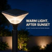 China Automatic Control Solar LED Post Top Light With Ribbed Diffuser For Campuses Hotels Resorts for sale