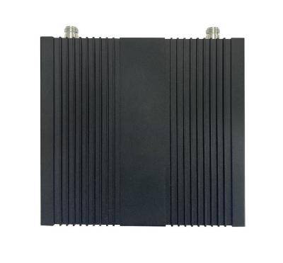 China Digital Tri-Band Cellular Network Booster 900/1800/2100MHz with 65dB Gain and 75W Power Consumption for sale