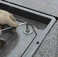 China Elite Long Service Life Corrosion Resistant Composite Manhole Cover for Smart Municipal Use for sale