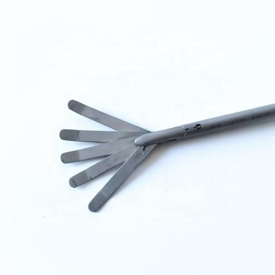 China Laparoscopic Fan Retractor 5 Blades 10x330mm Reusable Surgical Instrument GB/T18830-2009 for sale