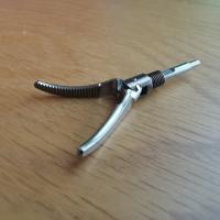 China Green Purple Yellow Laparoscopic Surgical Instruments Forceps Parts with Customized Logo for sale